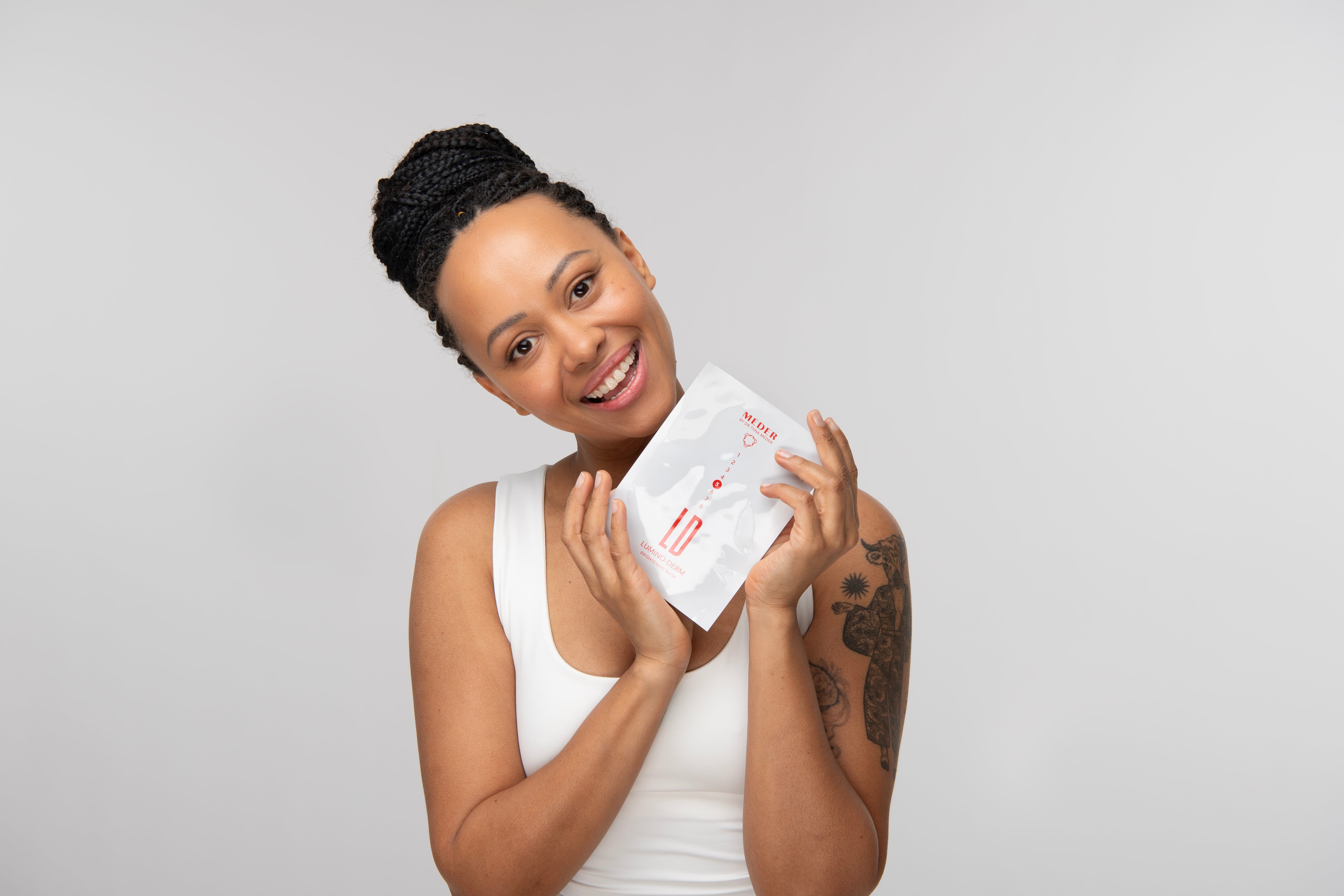 Buy Lumino Derm Mask – Radiance and Skin Clarity in One Mask